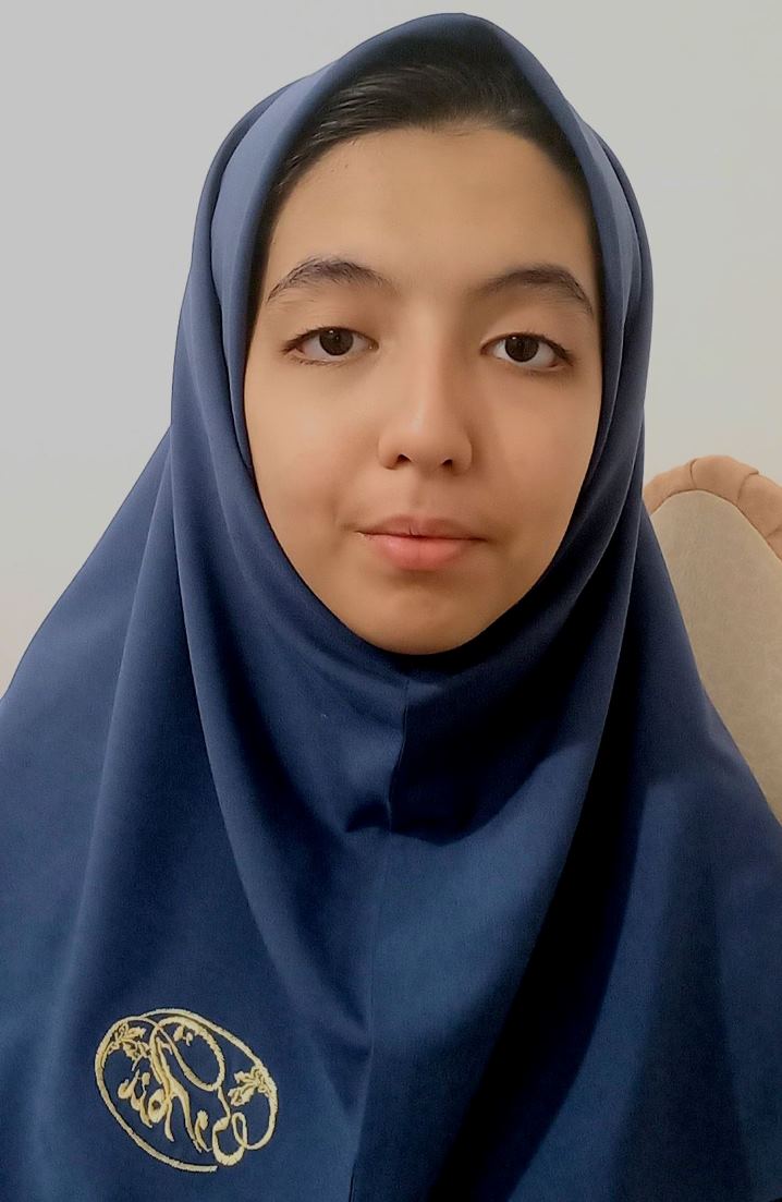 گفتگو با دانش آموز پریا بابالو عضو باشگاه 700 تایی